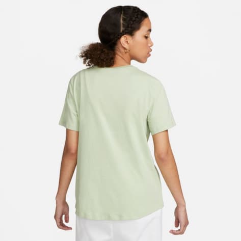 Nike Damen T-Shirt Sportswear Club Essentials DX7902-343 S Honeydew ...